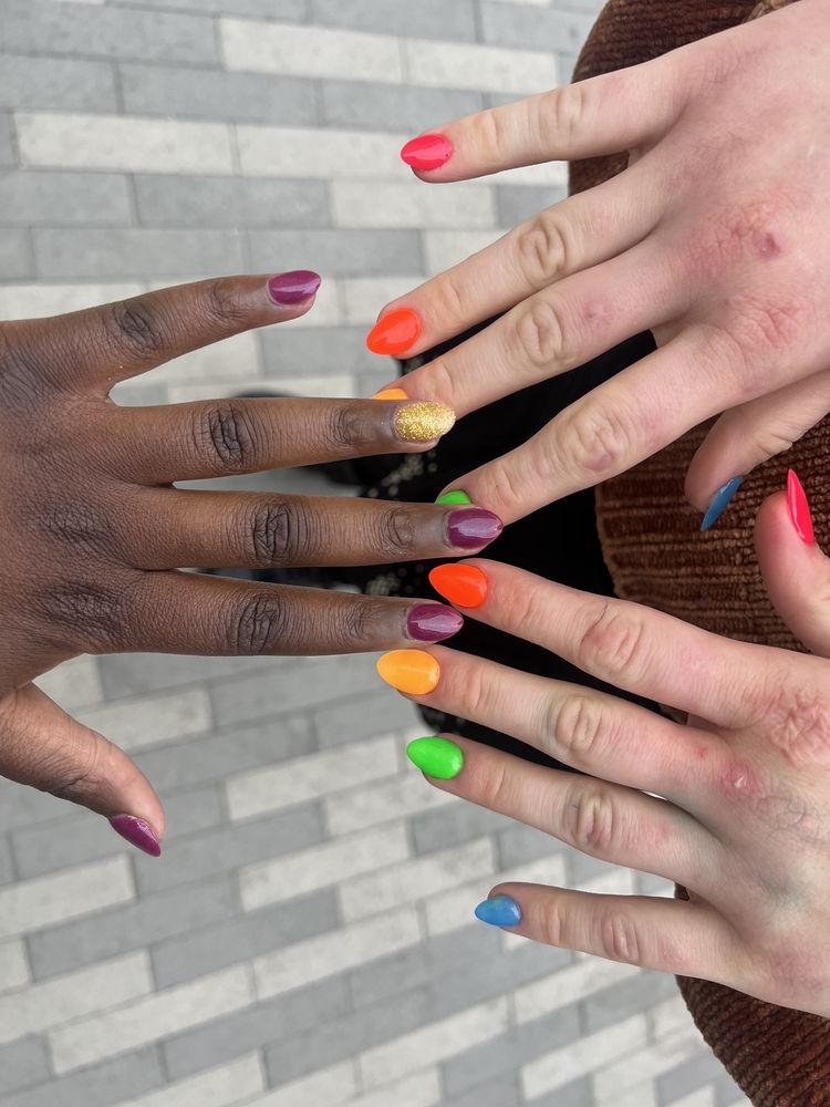 GARNET NAILS LOUNGE - 10 Photos & 17 Reviews - 1742 Garnet Ave, San ...