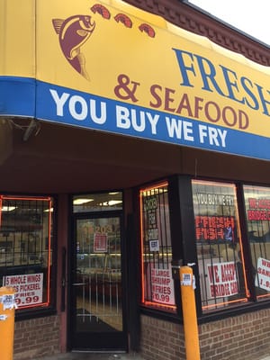 MR C FISH MARKET - Updated December 2025 - 39 Photos - 18203 W ...