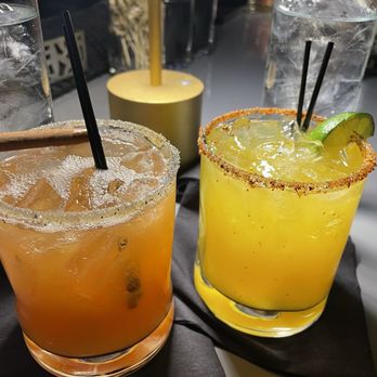 THE XO BAR - Updated November 2025 - 45 Photos & 22 Reviews - 125 N ...