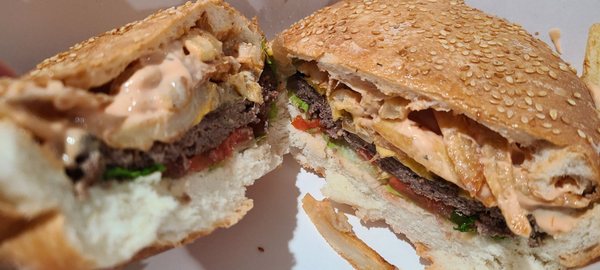 CASPER BURGER & ESCALOPE - Updated December 2024 - 78 Photos & 82 ...