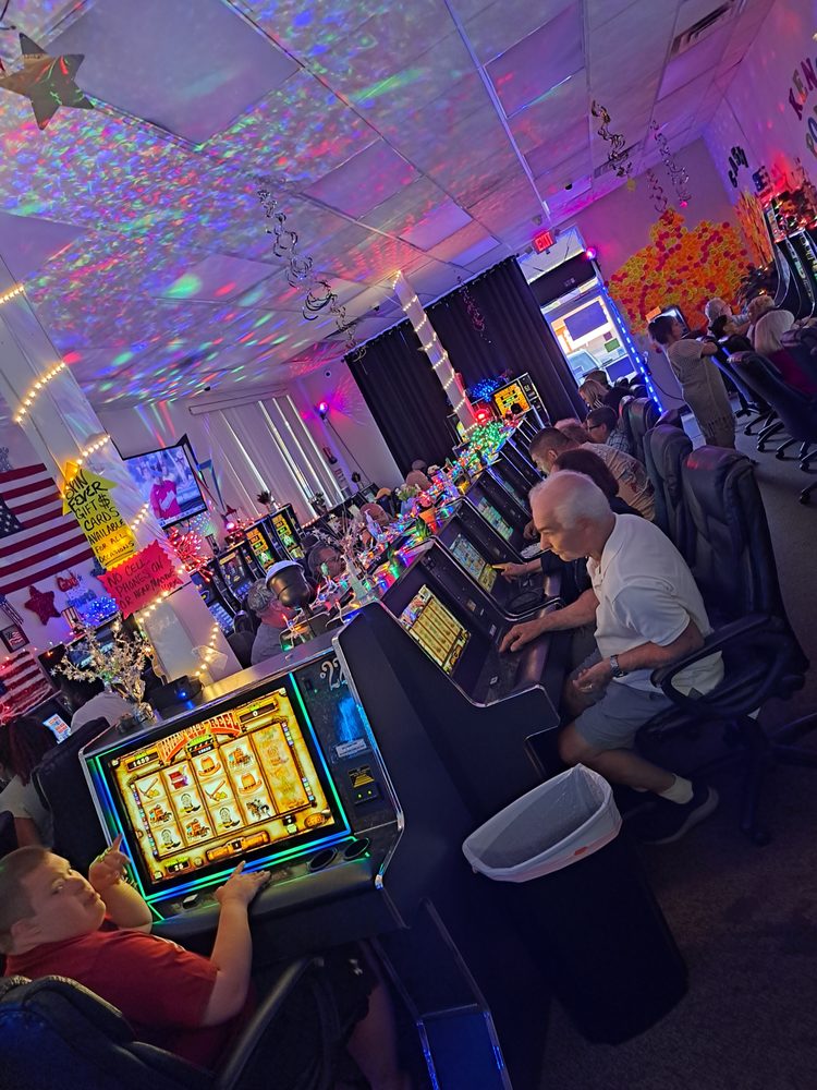 SPIN FEVER 777 - Updated June 2026 - 3879 E State St, Hermitage ...