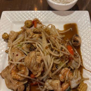 THAI KITCHEN I - Updated December 2025 - 399 Photos & 463 Reviews ...