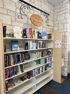 PARMAN LIBRARY AT STONE OAK - Updated September 2025 - 52 Photos & 37 ...