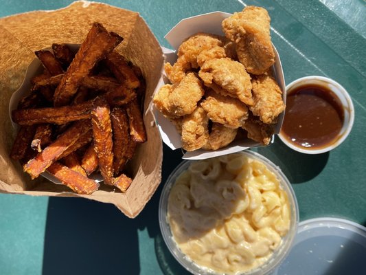 GREER’S CHICKEN - 102 Photos & 116 Reviews - 64 Matthews St, Bristol ...