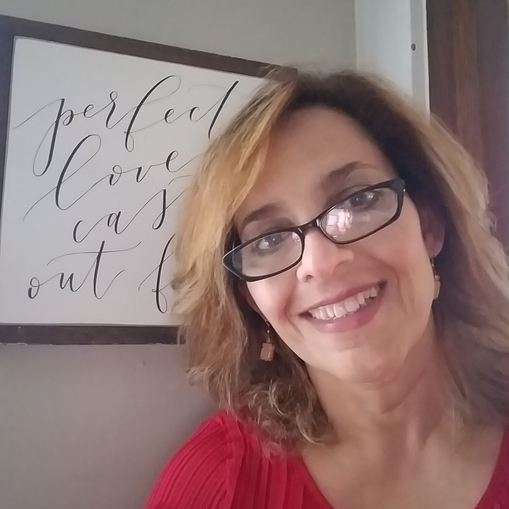 Michelle Manter's Instagram, Twitter & Facebook on IDCrawl