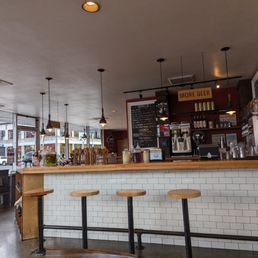 LARDO - Updated January 2026 - 1889 Photos & 1479 Reviews - 1212 SE ...