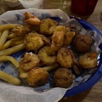 HURRICANE PATTY’S - Updated June 2024 - 440 Photos & 431 Reviews - 69 ...