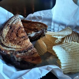 ROUND THE BEND STEAKHOUSE - Updated July 2025 - 185 Photos & 167 ...