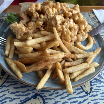 WAHOO’S BAR & GRILL - 790 Photos & 595 Reviews - 83413 Overseas Hwy ...