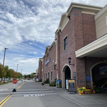 WEGMANS - Updated October 2025 - 291 Photos & 45 Reviews - 2833 W Ridge ...