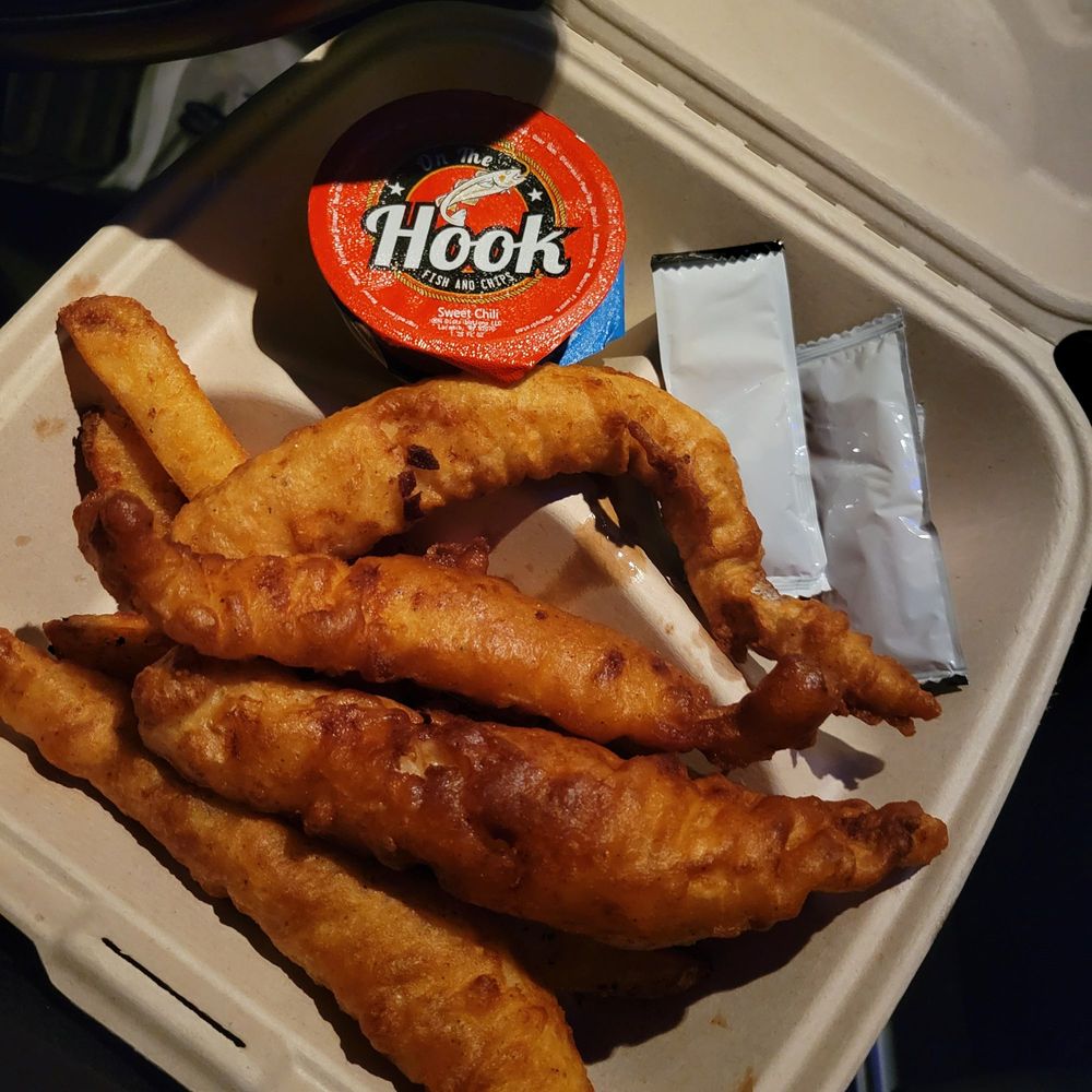 ON THE HOOK - Updated February 2025 - 17 Reviews - 11219 Shawnee ...