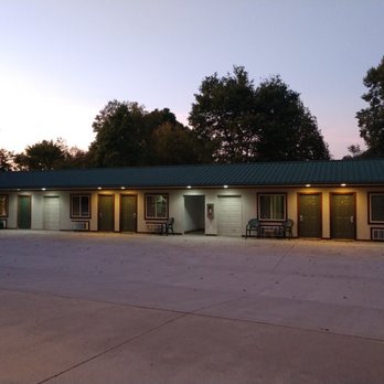 TWO WHEEL INN - Updated July 2025 - 25 Photos & 19 Reviews - 2595 ...