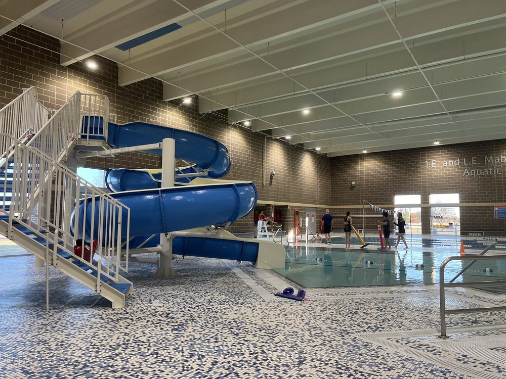 EARLYWINE PARK YMCA - Updated December 2024 - 22 Reviews - 11801 S May ...