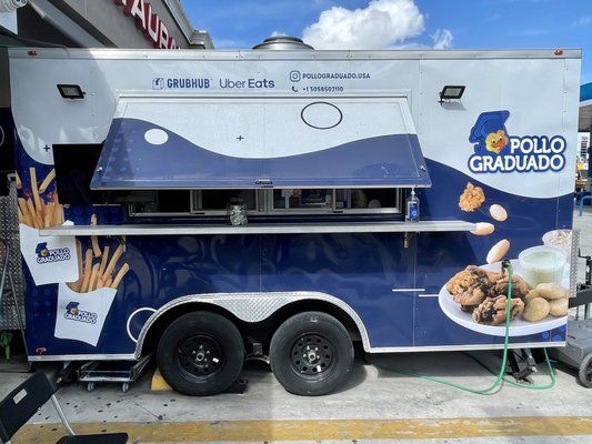 POLLO GRADUADO - Updated June 2026 - 20 Photos - 7070 NW 84th Ave ...