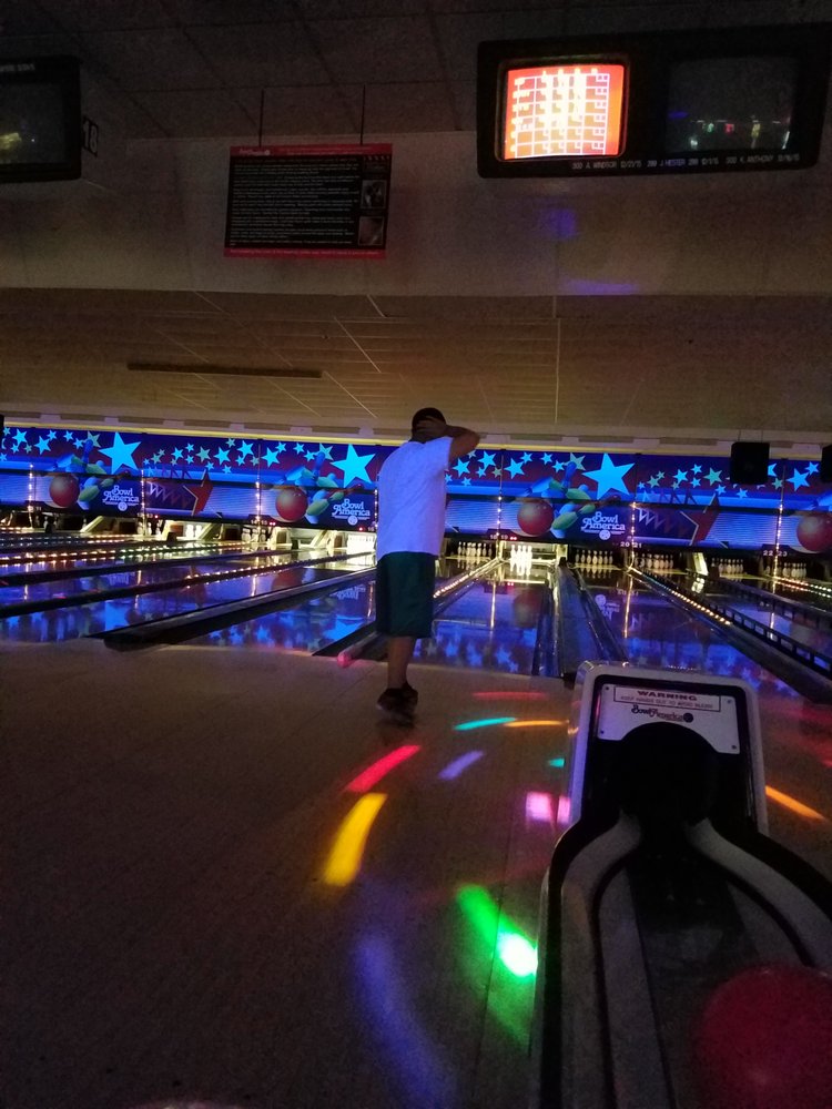 BOWL AMERICA BULL RUN - 28 Photos & 20 Reviews - 10641 Balls Ford Rd ...