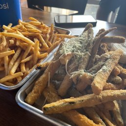 BACKWOODS BURGERS - Updated January 2025 - 312 Photos & 400 Reviews ...