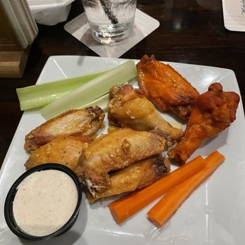 THE GINGER MAN - Updated July 2024 - 161 Photos & 128 Reviews - 5228 N ...