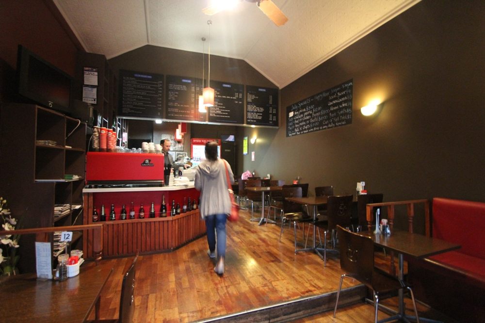 BLUE NOTE CAFE & BAR - Updated March 2025 - 18 Photos - 226 Bridge Rd ...