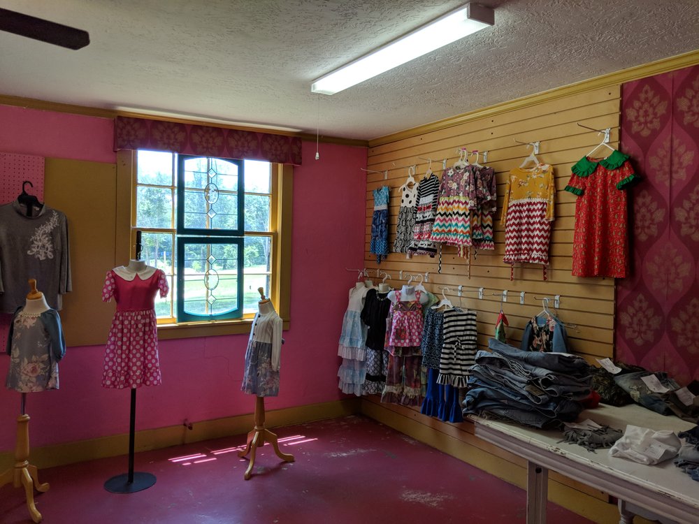 KIM’S STITCHING BOUTIQUE - Updated December 2025 - 4079 US-79, De Berry ...