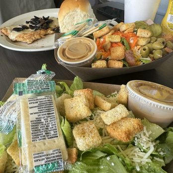 ROOSTER’S RESTAURANT - Updated December 2025 - 118 Photos & 196 Reviews ...