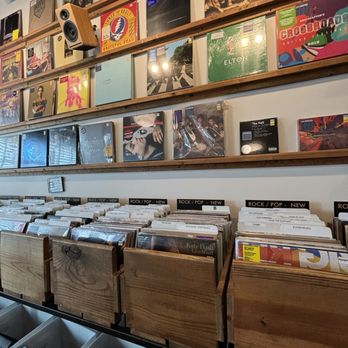 COMEBACK VINYL - Updated December 2025 - 71 Photos & 87 Reviews - 1 ...