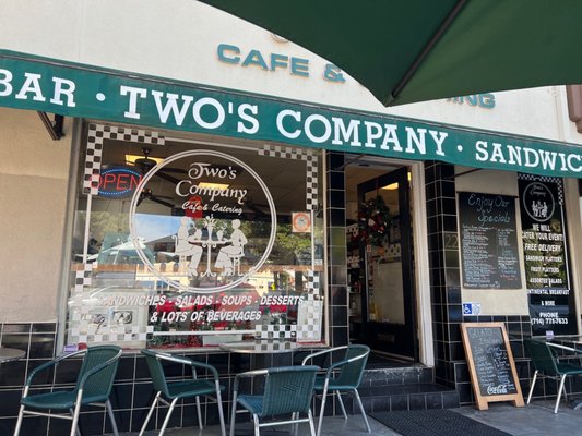 TWO’S COMPANY - 151 Photos & 215 Reviews - 22 Plaza Sq, Orange ...