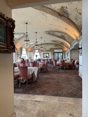 TRUMP NATIONAL GOLF CLUB RESTAURANT - Updated July 2025 - 825 Photos ...