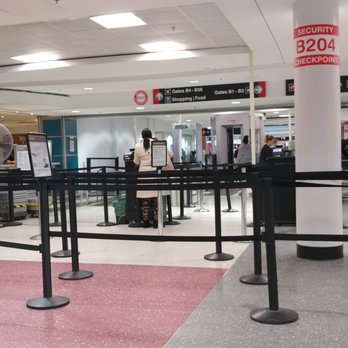 TSA CHECKPOINT B2 - BOSTON LOGAN INTERNATIONAL AIRPORT - Updated ...