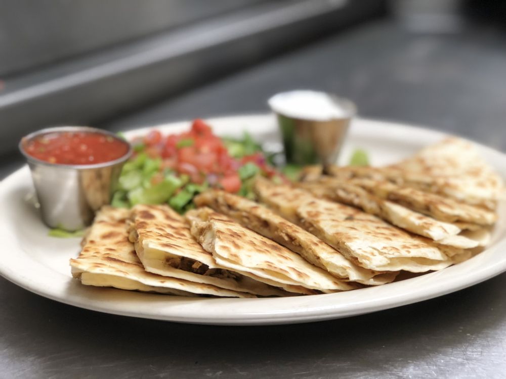 SOUTH RIDING INN - 158 Photos & 154 Reviews - 43090 Peacock Market Plz ...