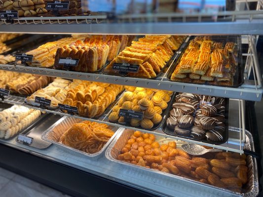 ARARAT BAKERY - Updated October 2025 - 89 Photos & 131 Reviews - 7112 ...