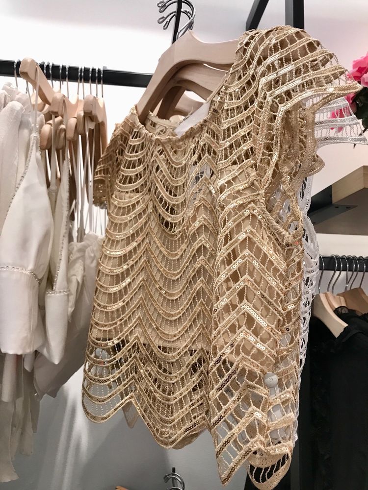 HONEY - Updated December 2025 - 220 Yonge Street, Toronto, Ontario ...