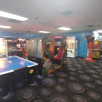 SURF BOWL - Updated December 2025 - 137 Photos & 258 Reviews - 1401 S ...