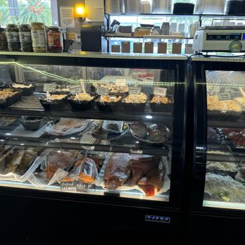 POPPIES RESTAURANT & DELI - Updated February 2025 - 342 Photos & 389 ...