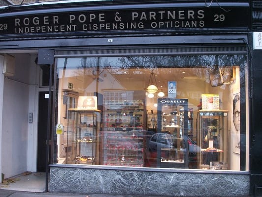 ROGER POPE & PARTNERS - 29 Dulwich Village, London, United Kingdom ...