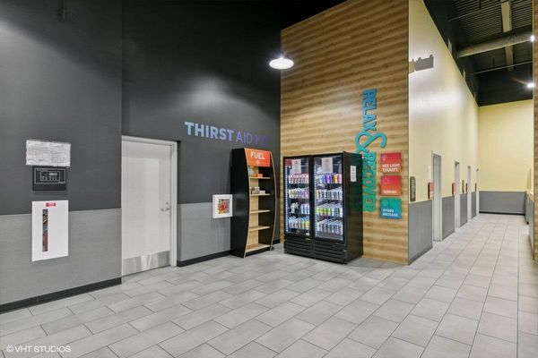 CRUNCH FITNESS - MAPLE GROVE - Updated January 2026 - 25 Photos & 21 ...