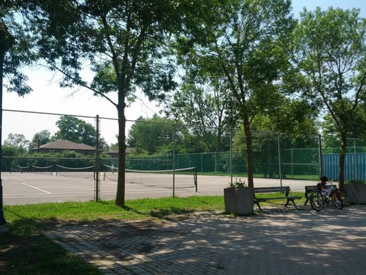 HENDON PARK - Updated November 2024 - 21 Photos - 40 Eldora Avenue ...