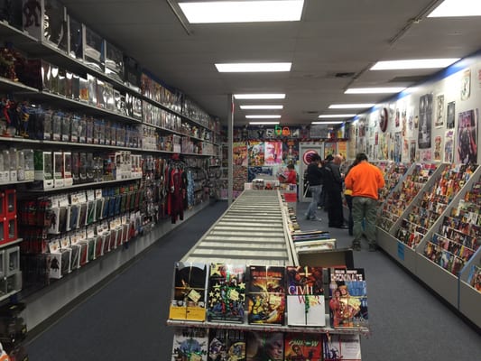 ATOMIC COMICS & TOYS - 11 Photos & 41 Reviews - 4020 S Steele St ...
