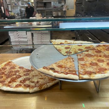 PIZZA STOP, GREECE - Updated January 2026 - 59 Photos & 72 Reviews ...