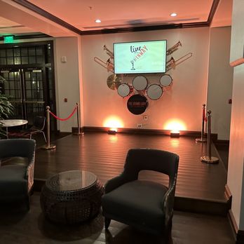 HI-FI ROOFTOP BAR - Updated April 2025 - 125 Photos & 81 Reviews - 453 ...