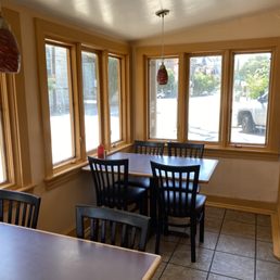 DIZZY WHIZZ - Updated July 2025 - 138 Photos & 138 Reviews - 217 W ...