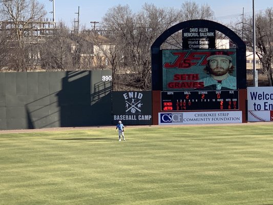 DAVID ALLEN MEMORIAL BALLPARK - Updated May 2026 - 301 S Grand St, Enid ...