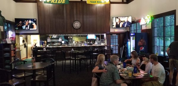 EDGEWOOD TAVERN - Updated July 2024 - 18 Photos - 19 Golf Course Rd ...