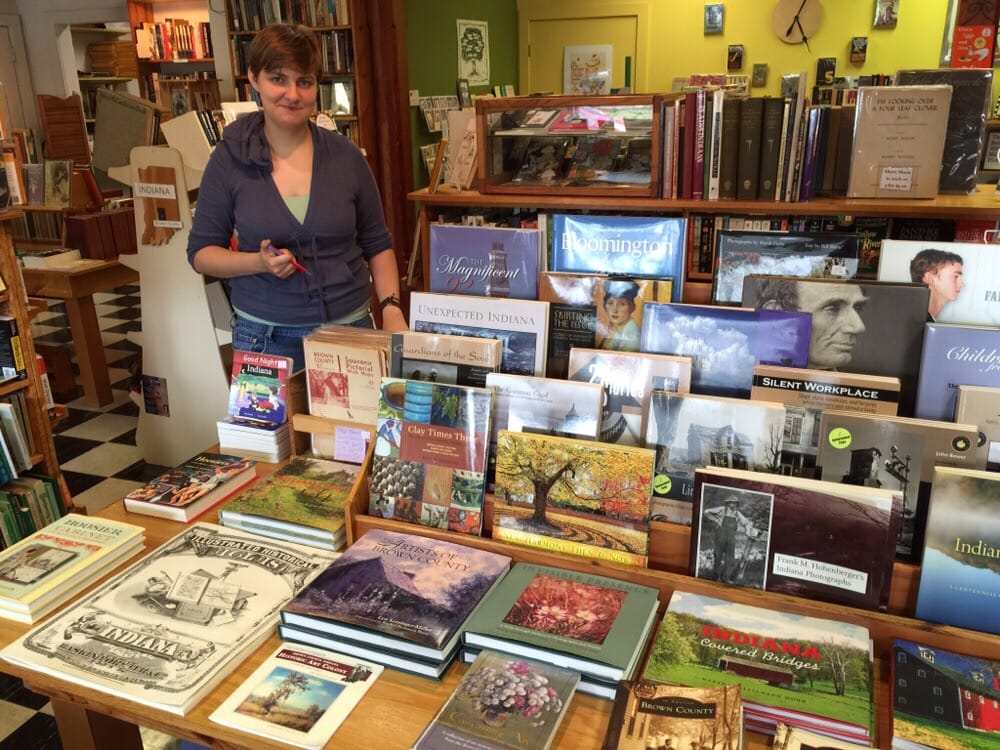 FALLEN LEAF BOOKS - 45 S Jefferson St, Nashville, Indiana - Bookstores ...