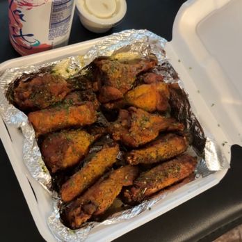 VALLEY WINGS - Updated December 2024 - 308 Photos & 426 Reviews - 1495 ...