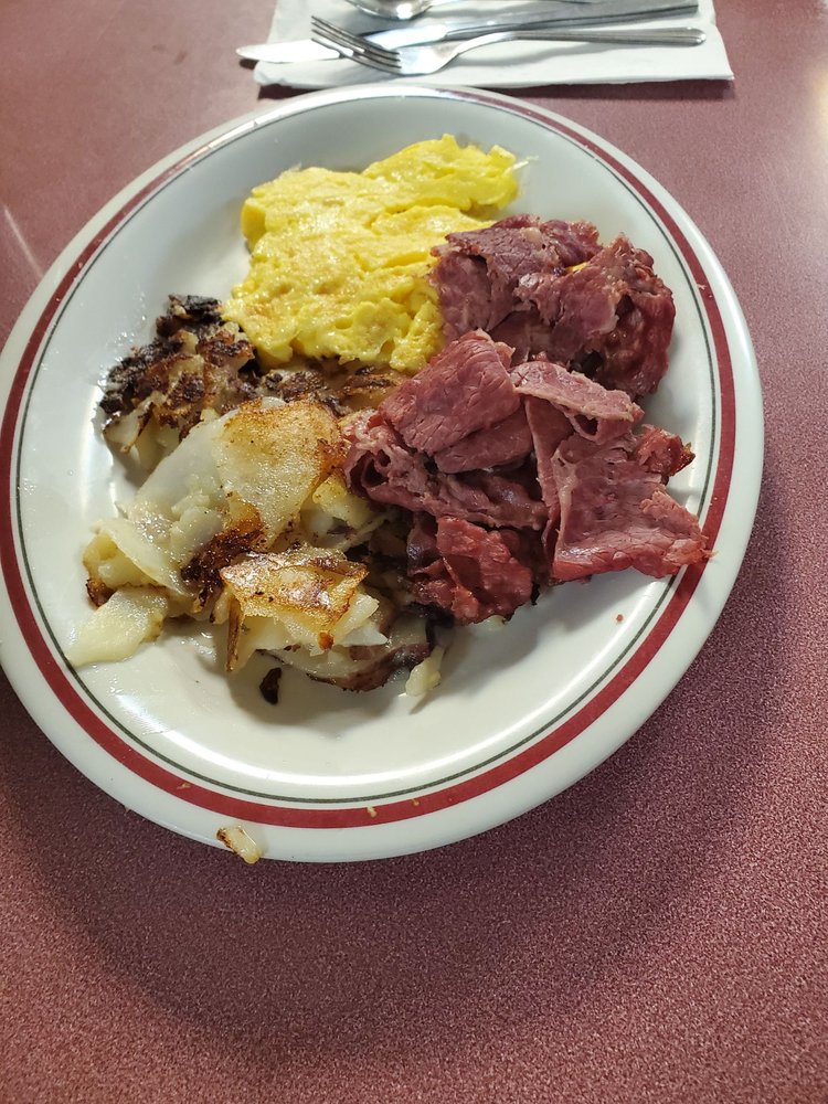 LOEDES FAMOUS RUBEN DELI - 15 Photos & 24 Reviews - 9265 Broadview Rd ...
