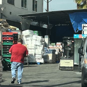 BIG SQUARE - Updated September 2025 - 163 Photos & 150 Reviews - 831 N ...