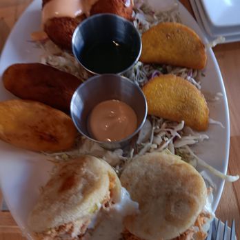 AREPA GEORGE - Updated August 2025 - 232 Photos & 194 Reviews - 1552 N ...