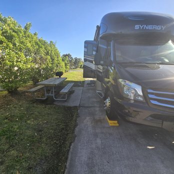 SOUTHERN RETREAT RV PARK - Updated October 2025 - 55 Photos & 31 ...