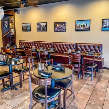 NAPOLIS ITALIAN KITCHEN & MARKET - Updated October 2025 - 373 Photos ...