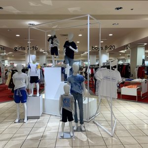 MACY’S - 79 Photos & 209 Reviews - Department Stores - 1201 G St ...